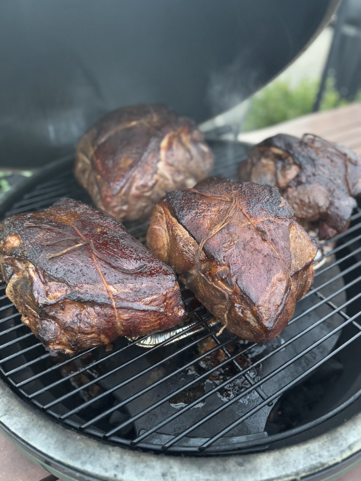 Benny's Recipe for Smoked Pork Shoulder on the Big Green Egg - LB's ...